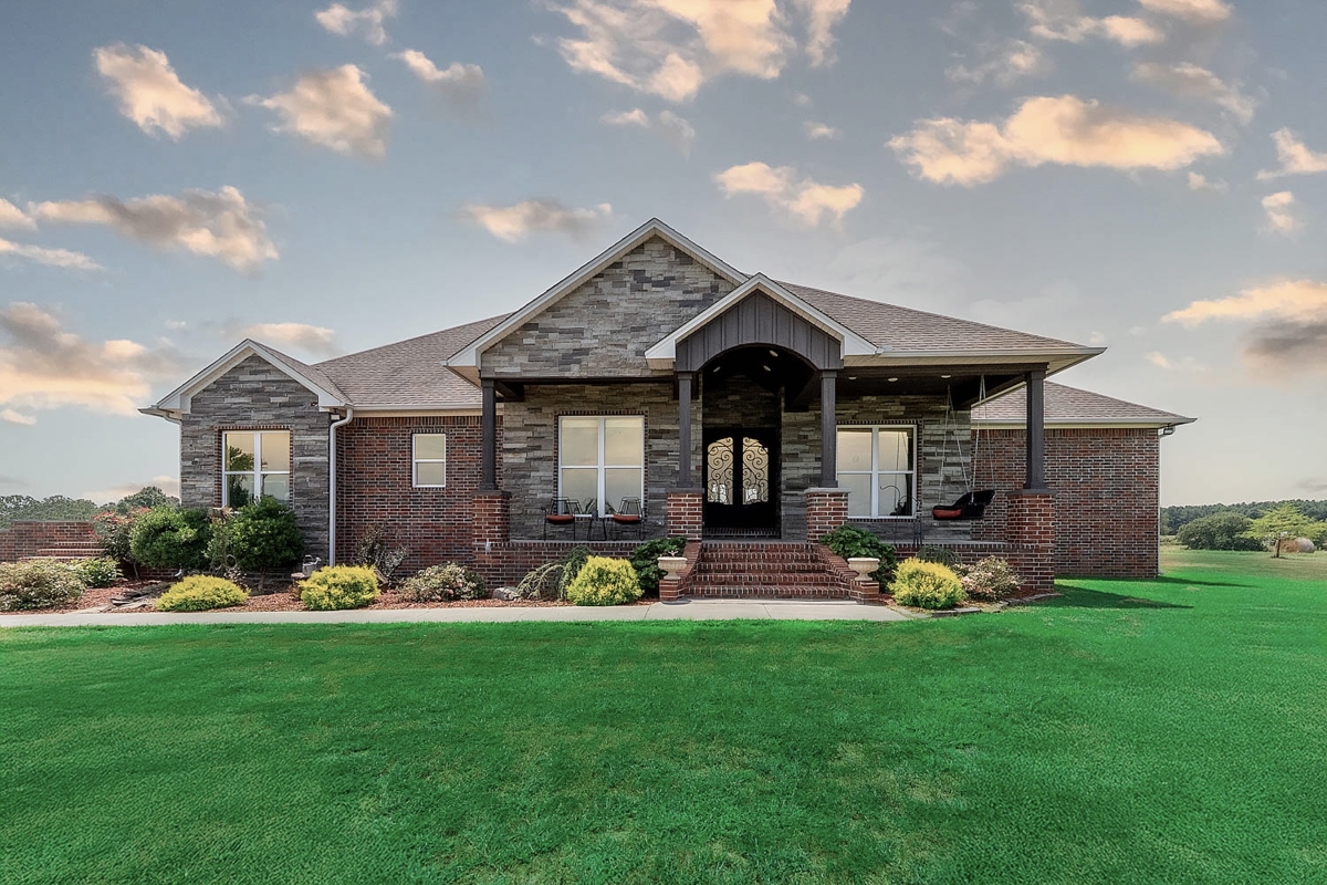 Country Home on 40 Acres in Hector, Arkansas